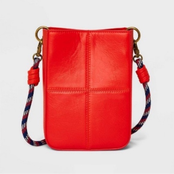 Universal Thread | Bags | Universal Threads Red Crossbody | Poshmark